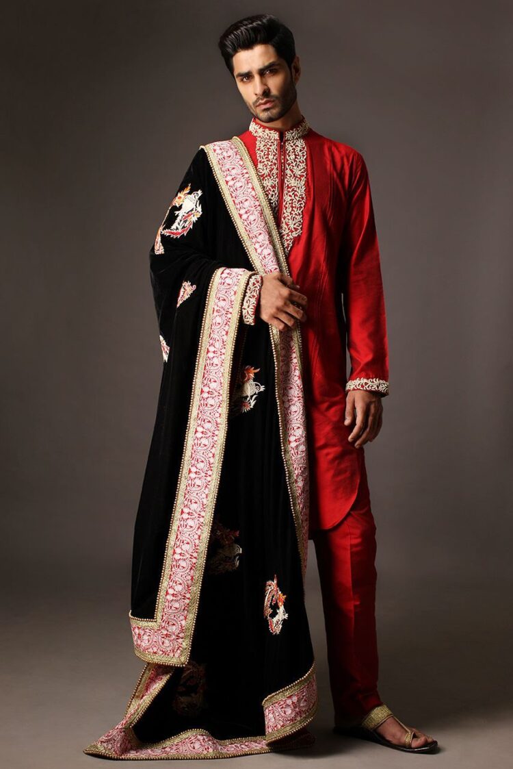 5 Ways to Wear an Indian Kurta - Bel-India